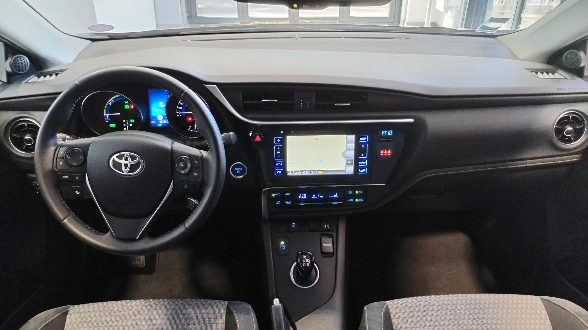 E.T.L. AUTOS - TOYOTA-AURIS-Auris Hybride 136h Collection